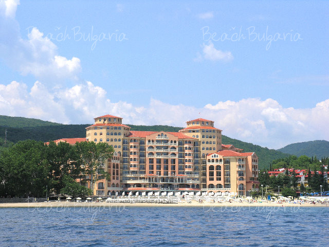 Royal Park Hotel in Elenite: online booking, prices and reviews ...