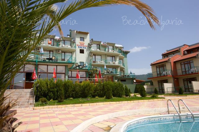 Yalta Resort Village in Sunny Beach: online booking, prices and reviews ...
