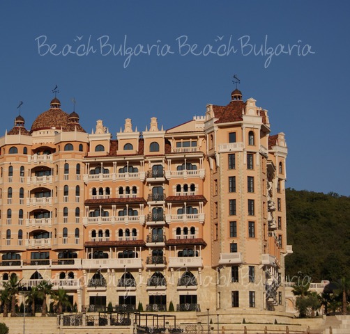 Royal Castle Hotel in Elenite: online booking, prices and reviews ...