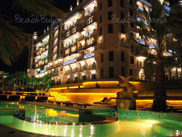Royal Castle Hotel in Elenite: online booking, prices and reviews ...