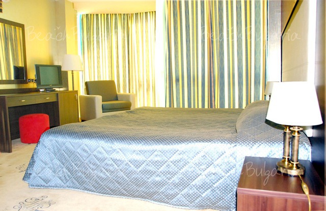 Primorsko Del Sol hotel in Primorsko: online booking, prices and ...