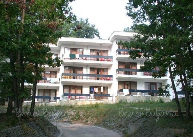 MMC Primorsko Hotel in Primorsko: online booking, prices and reviews ...