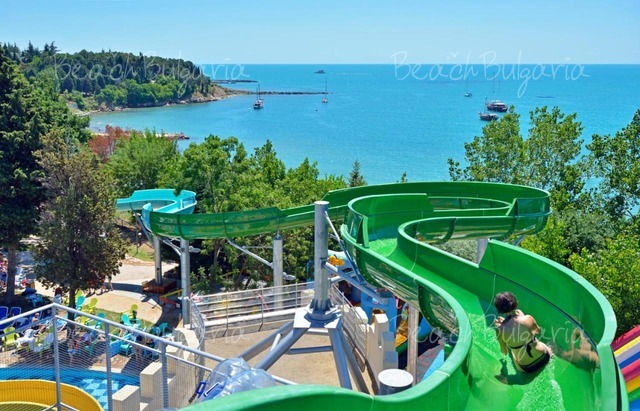 Sol Nessebar Palace in Nessebar: online booking, prices and reviews ...